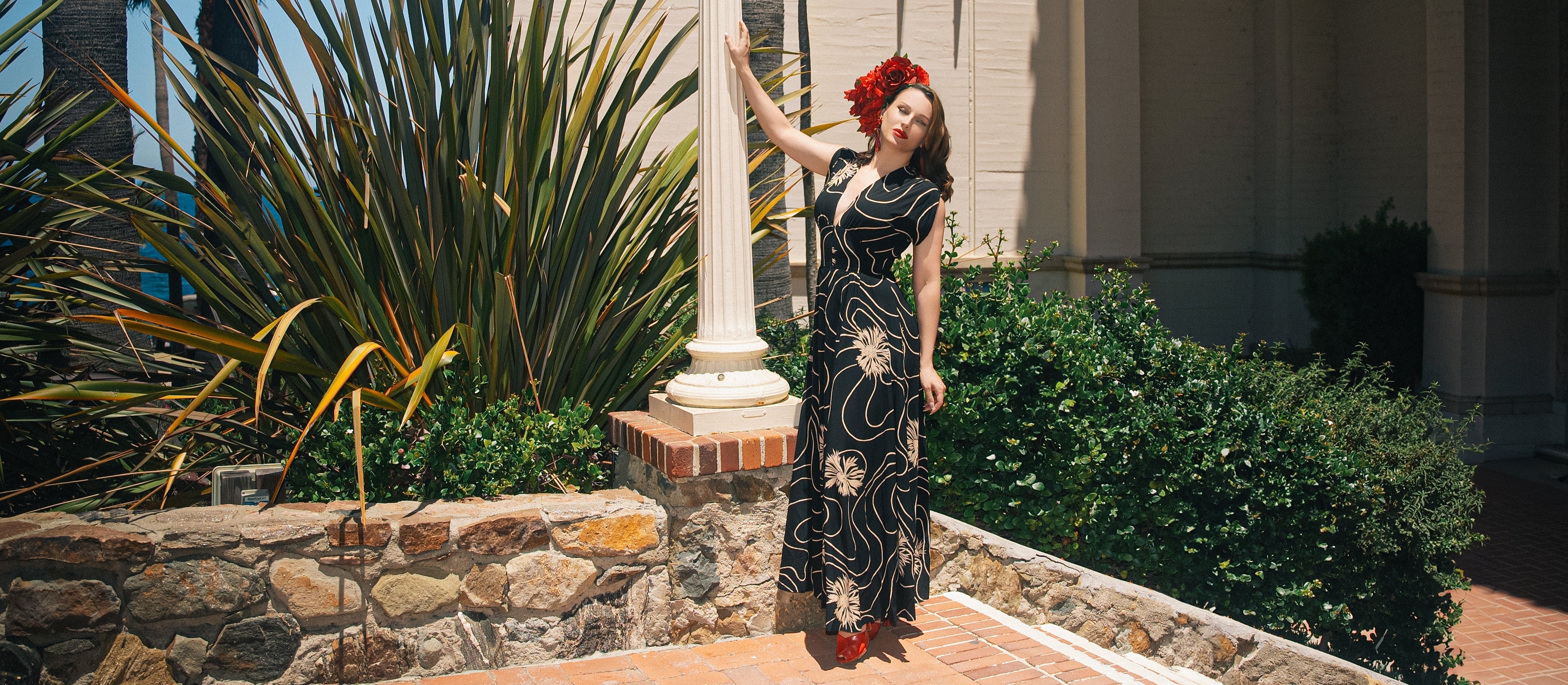 Waves and Waterlilies – Trashy Diva